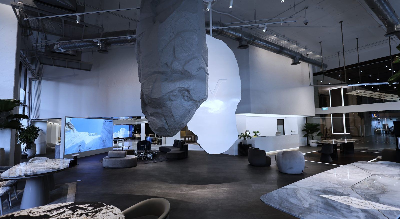 Vertier opens brand new flagship gallery in the bustling Ratchadamri Road