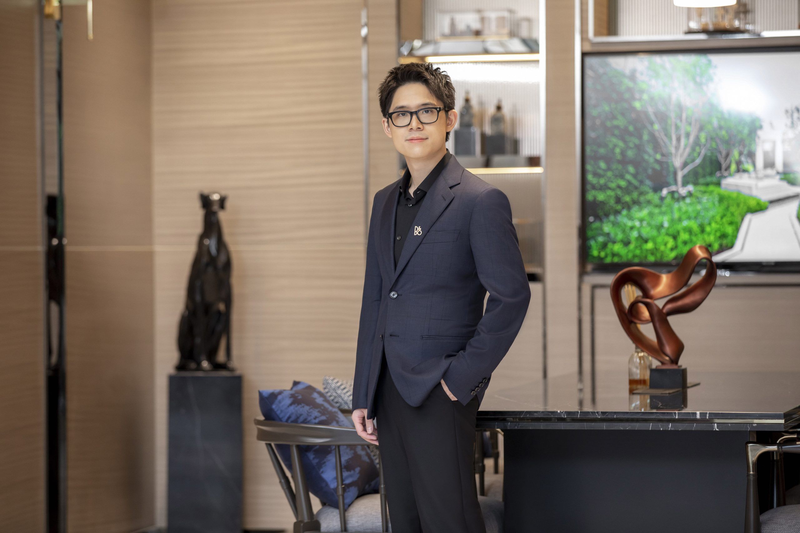 Prestige Top-Tier Tycoons: Meet 5 of Thailand's Top Business Leaders