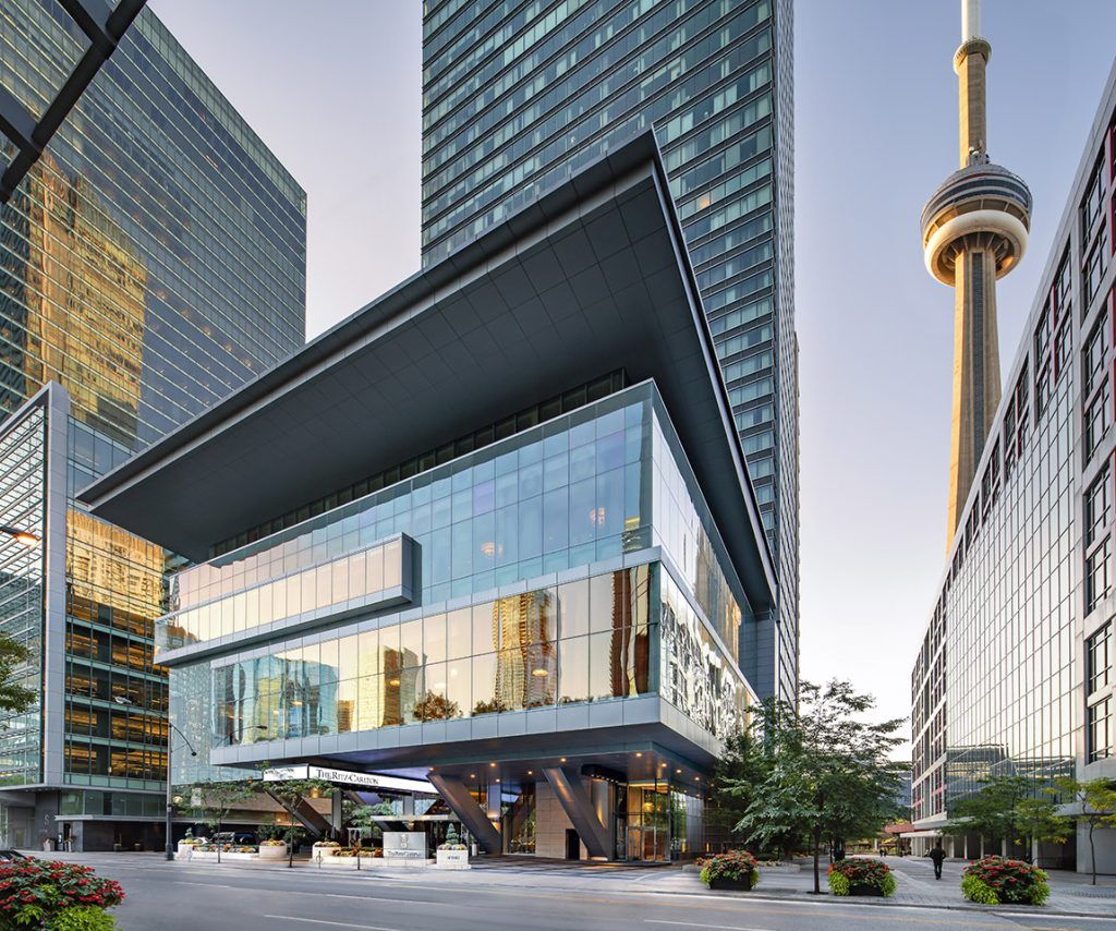 Staying in Style at the Luxurious Ritz-Carlton Toronto Hotel