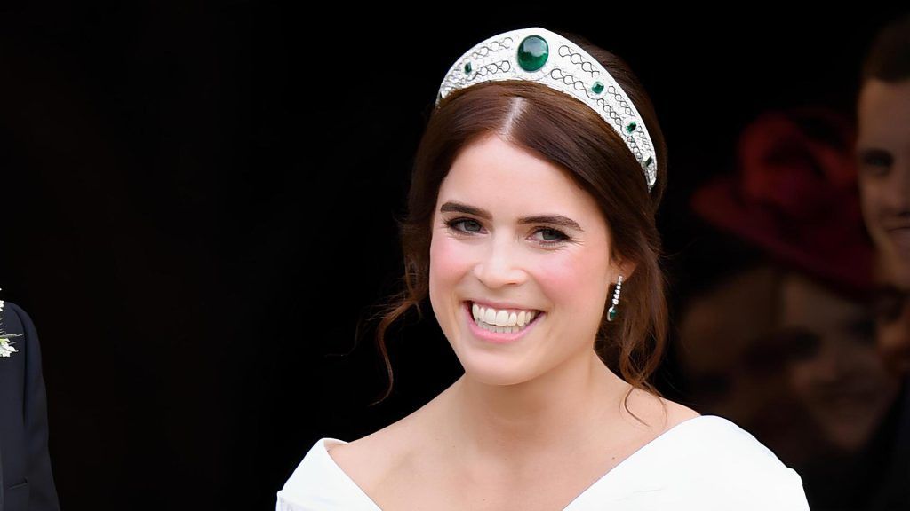 9 Spectacular Royal Tiara from British History