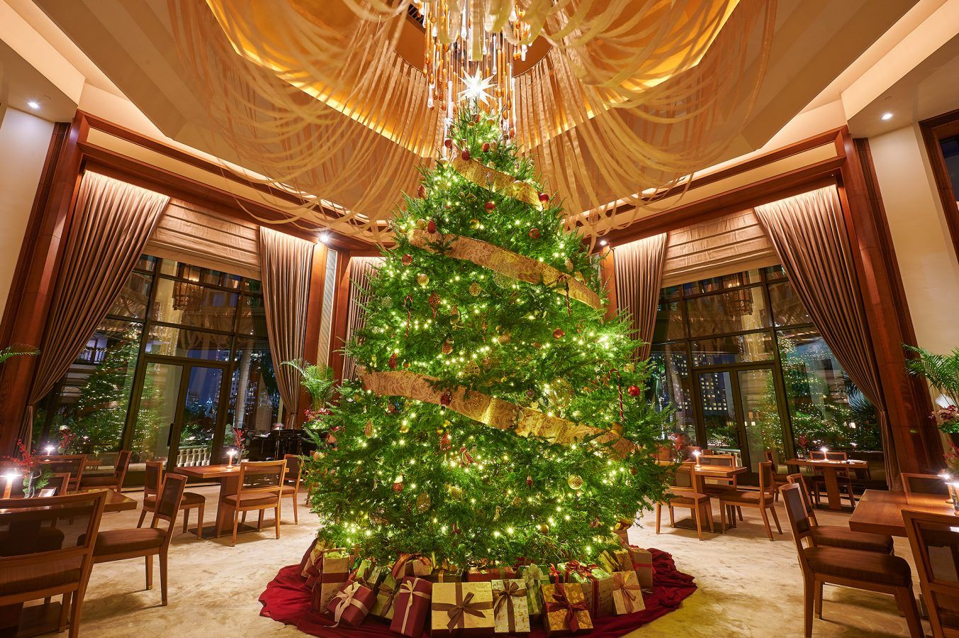Luxury Hotel Packages to Celebrate the New Year's 2024 in Bangkok