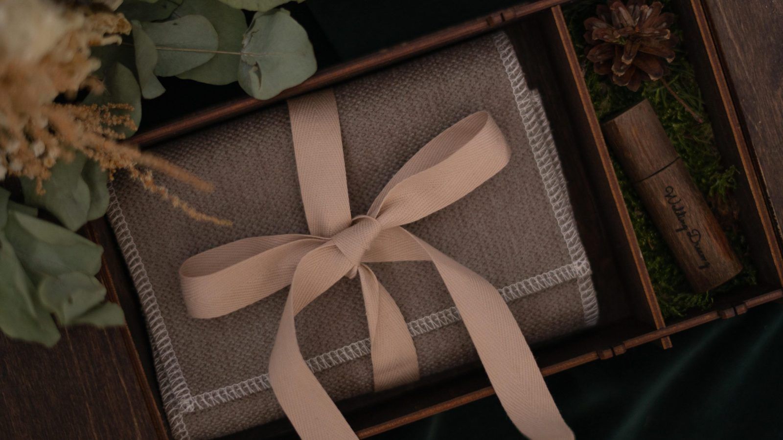 Holiday Gifting Season: 8 Gifts That Embrace Quiet Luxury