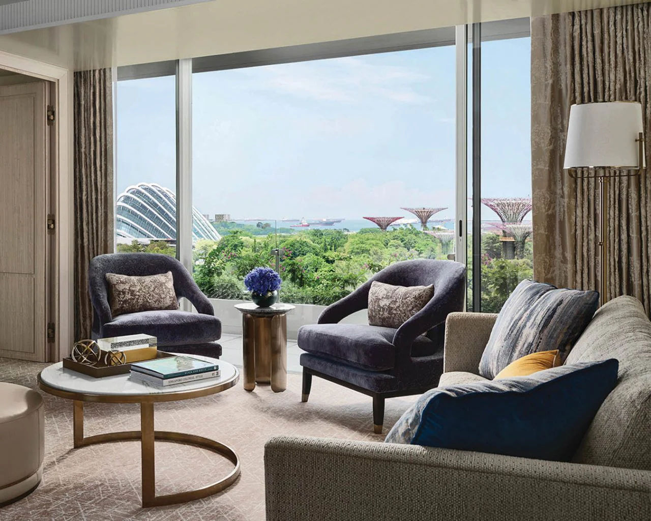 Marina Bay Sands: A True Cosmopolitan Oasis in the Heart of Lion City