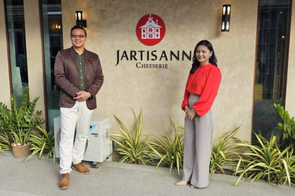 Artisans in Thailand: The Story of Jartisann Cheeserie