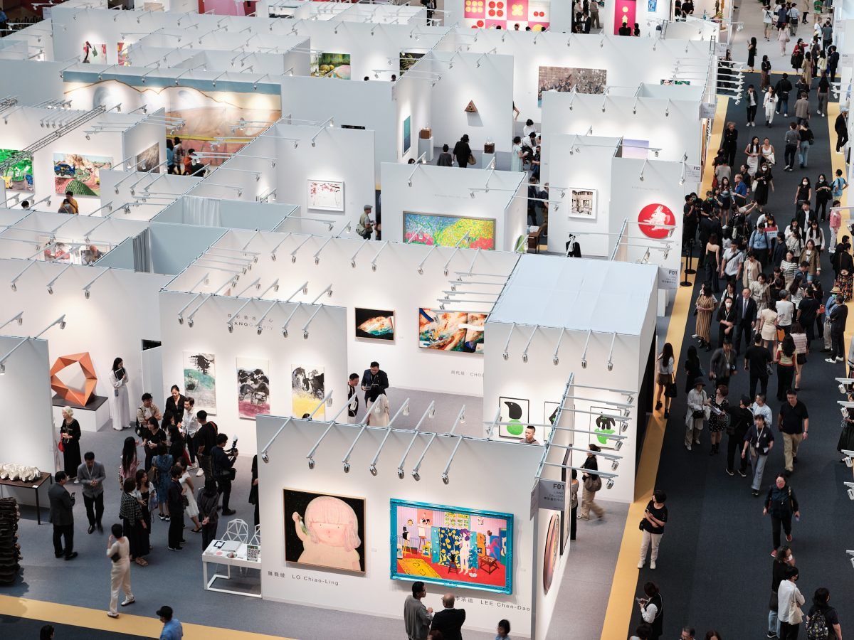 10 Famous Art Fairs around the World You Need to See at Least Once