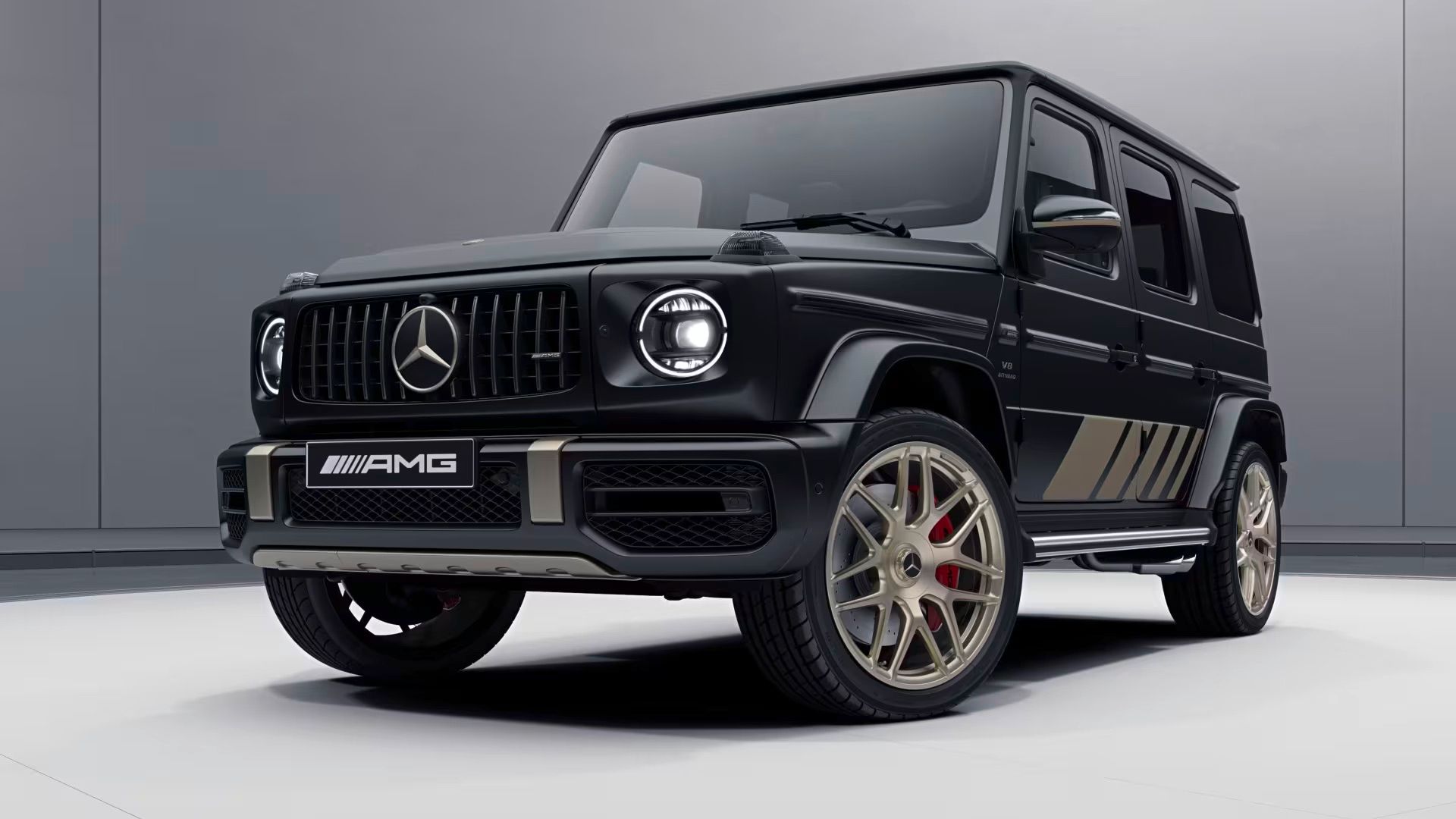 Only 10 of these Exclusive G-Class SUVs are Available in Thailand ...