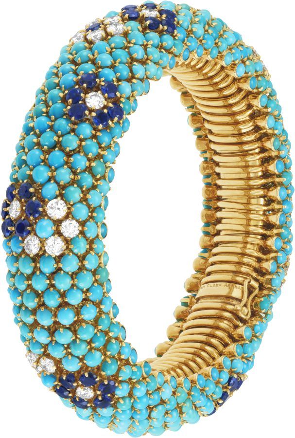 Van Cleef & Arpels Launches New Immersive Space in Singapore