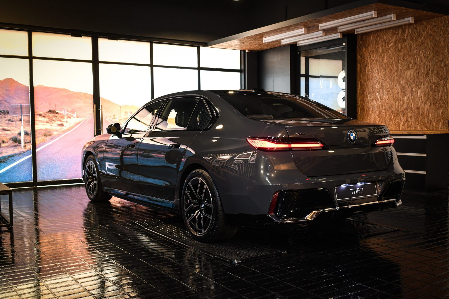 New Face, New Spark: The New BMW 7 Series Boldly Shapes the Future