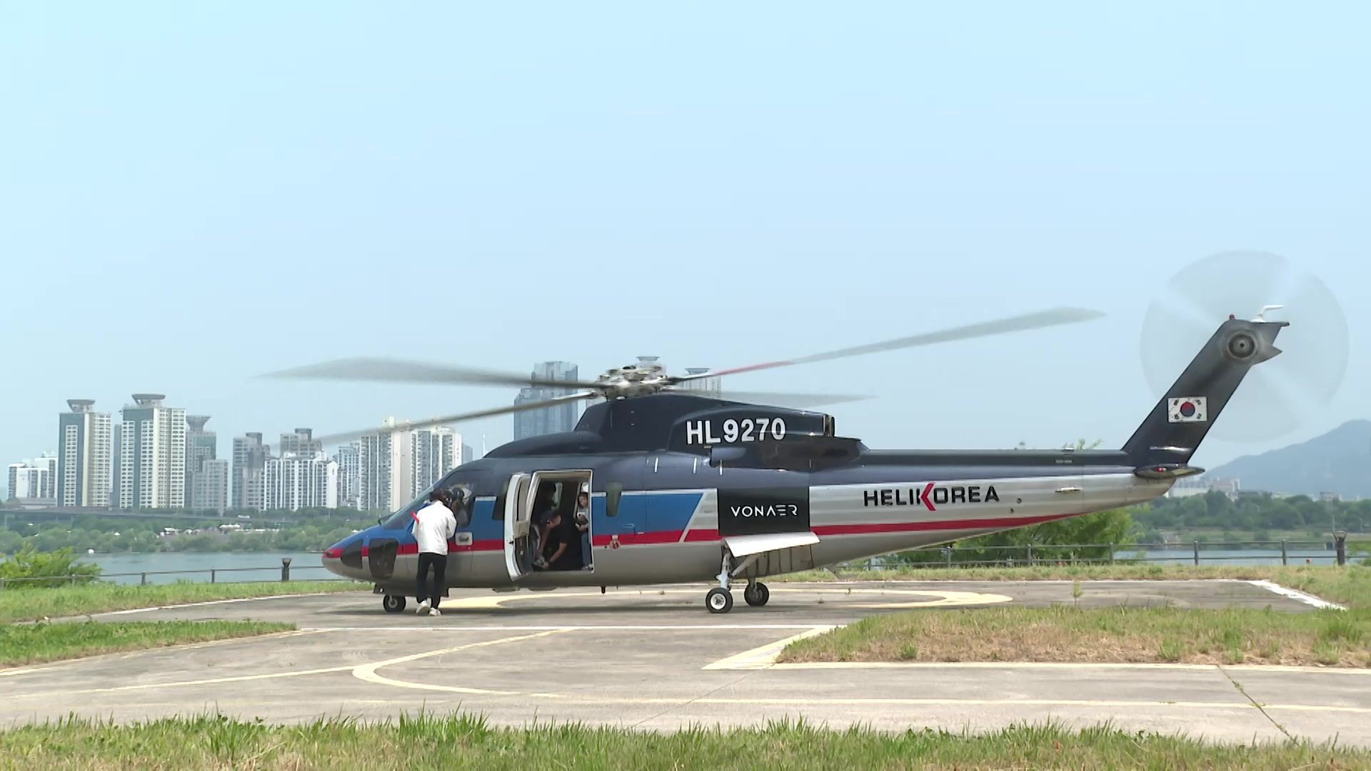 South Korea Launches Helicopter Taxi Between Gangnam and Airport