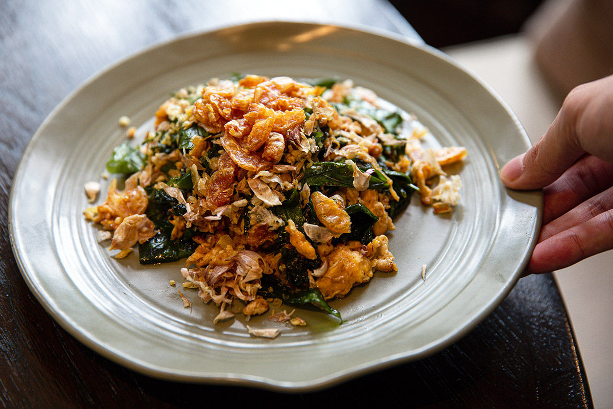 Dining at Benjarong, the Elegant Centrepiece of the Baan Dusit Thani ...