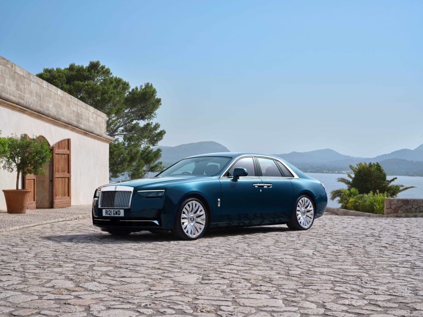 Ghost Series II: The Most Advanced, Driver-Focused V12 Rolls-Royce Ever ...