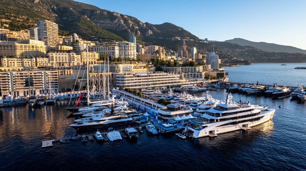 Inside Jeff Bezos' Luxury Superyacht 'Koru'