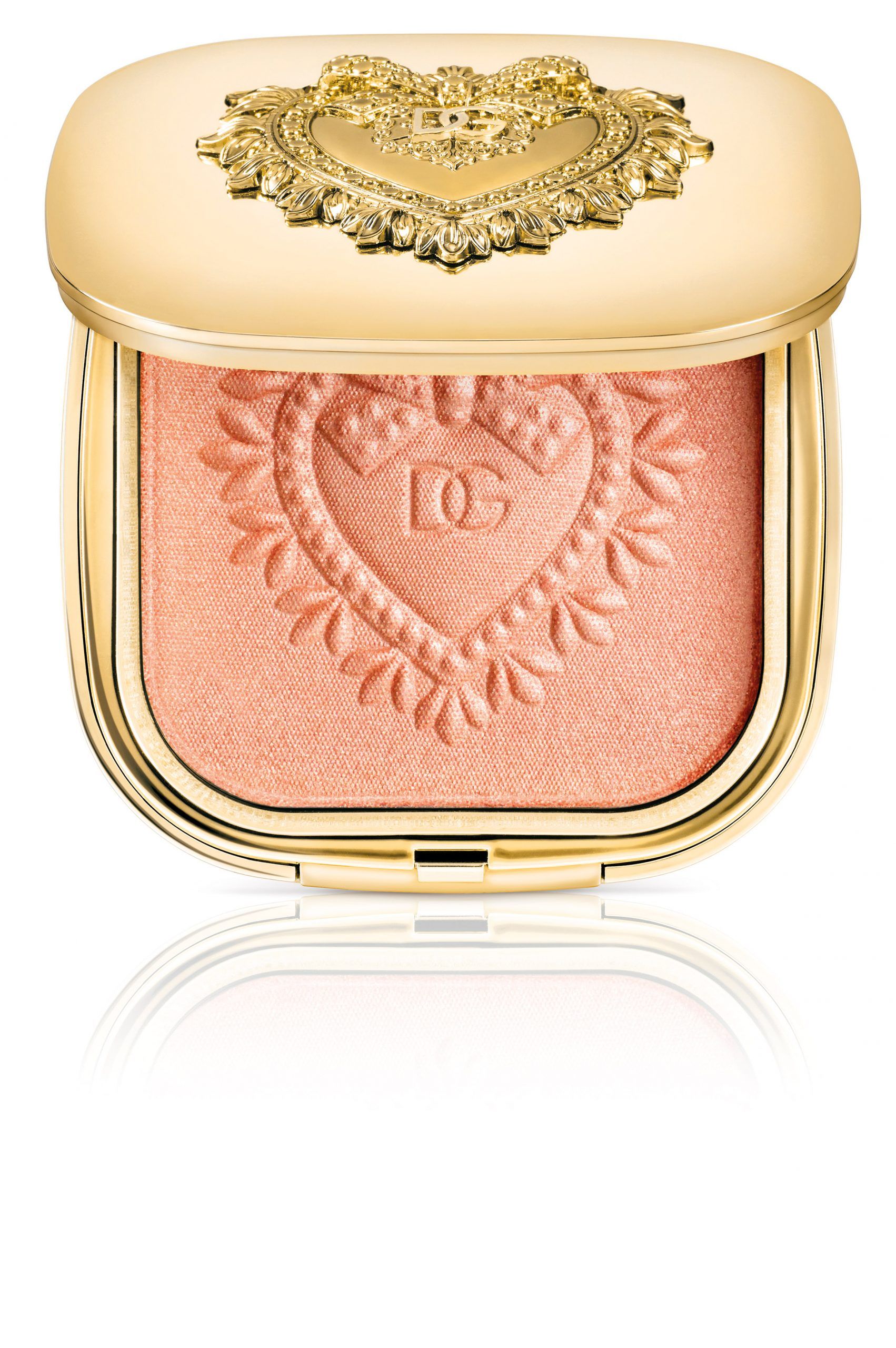 Dolce&Gabbana Debuts New Makeup Collection Starring Mun Ka-Young