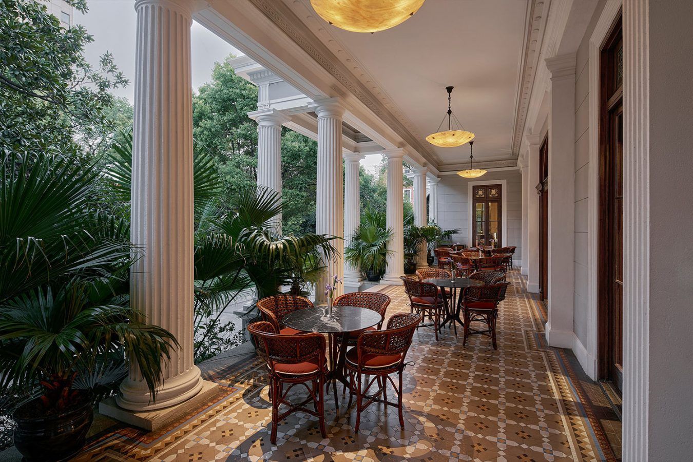 A Look Through The Mi Shang Prada Rong Zhai Restaurant in Shanghai