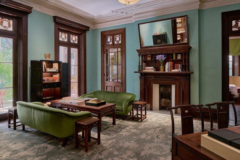 A Look Through The Mi Shang Prada Rong Zhai Restaurant in Shanghai