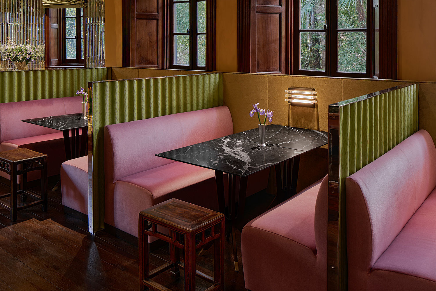 A Look Through The Mi Shang Prada Rong Zhai Restaurant in Shanghai