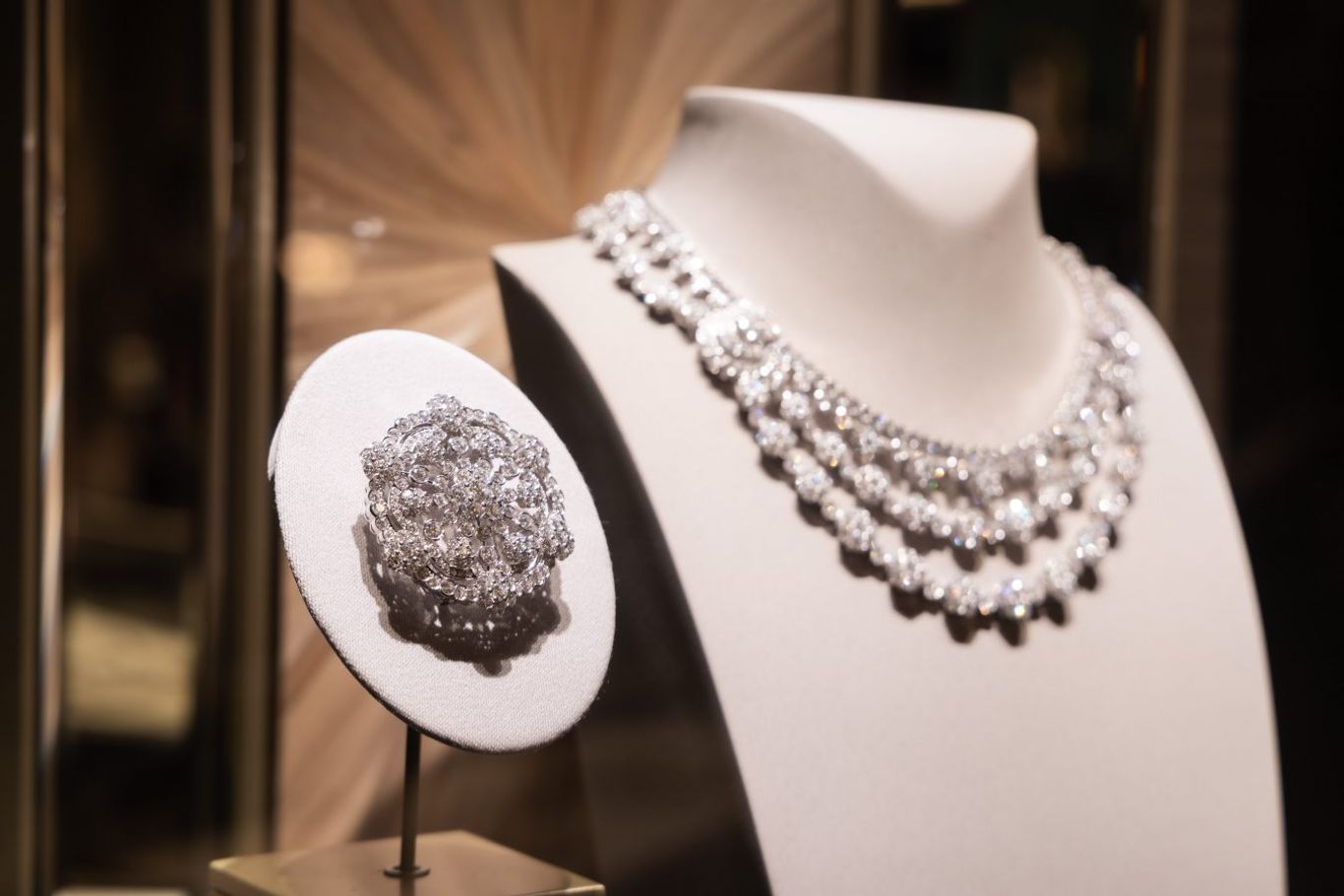 How the Secretive World of Jewellery is Unveiled by L’École, School of ...