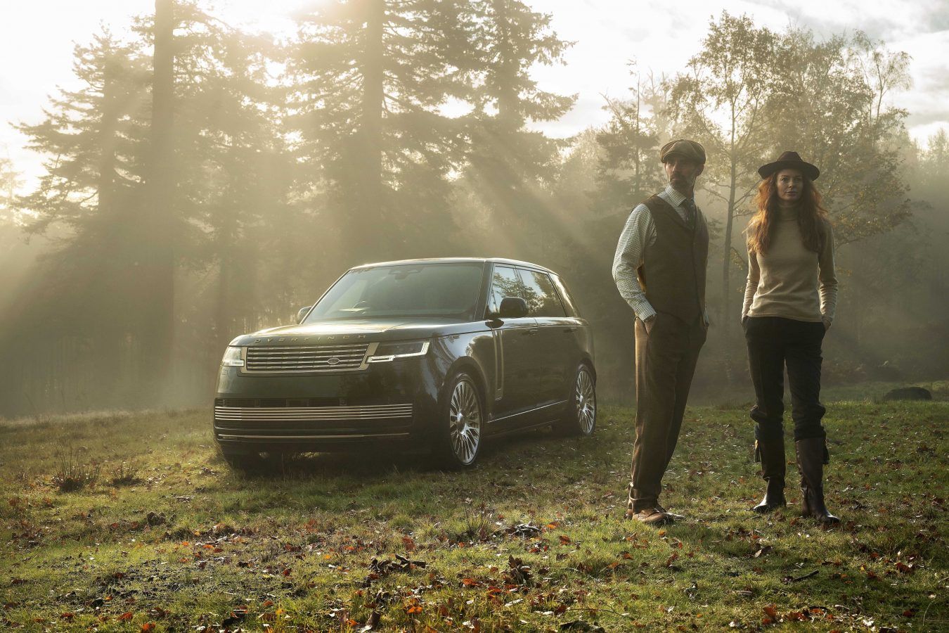 Luxury in Motion: The Exclusive Range Rover Holland & Holland Edition ...