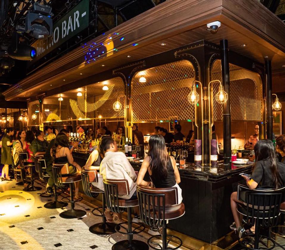 best bar lounges to visit this weekend